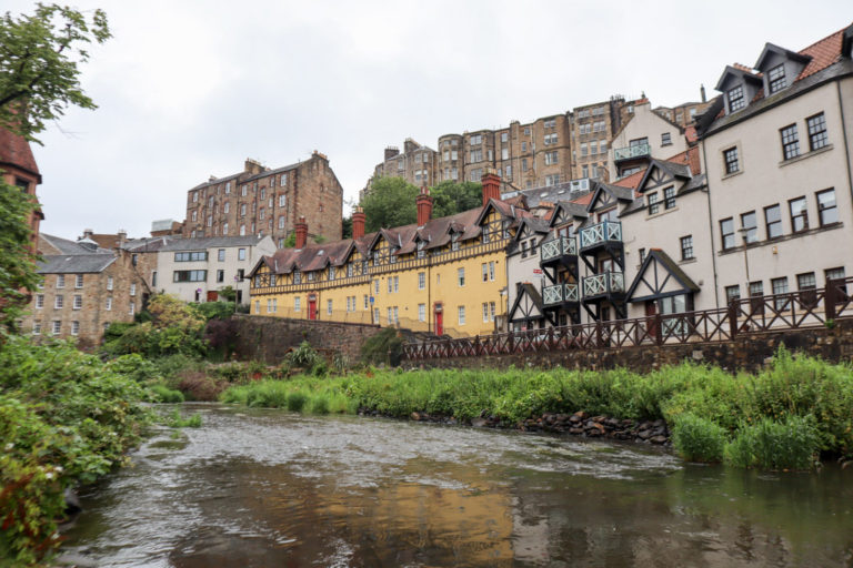 17 Walks in Edinburgh to Get Your Step Count Up!